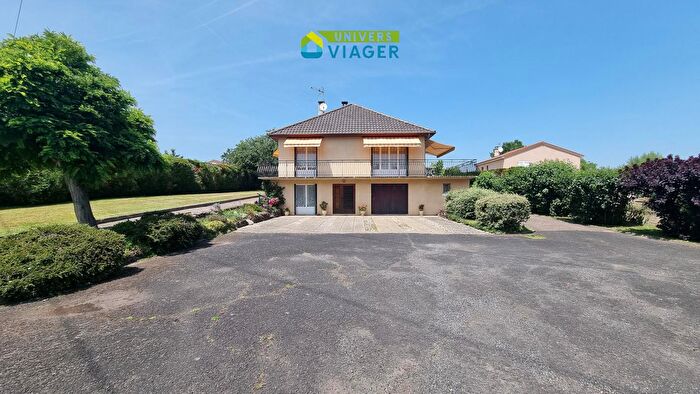 Maison à vendre - Mozac - 5 pièces - 2 chambres