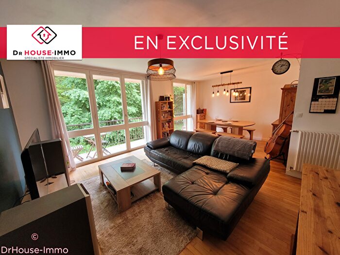 Appartement à vendre - Quartiers Sud-Est, Italie - 4 pièces - 3 chambres
