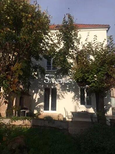 Maison à louer - Périgny - 5 pièces - 4 chambres