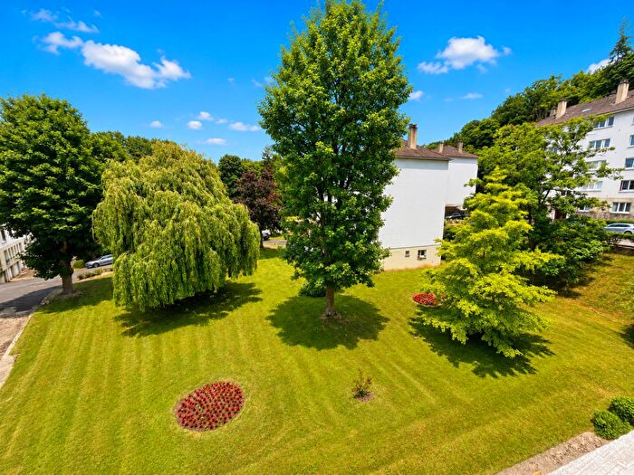Bougival : Appartement 4 pièces à vendre