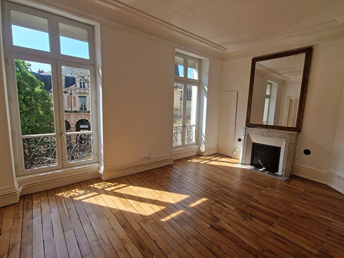 Appartement 5 pièces à louer - Saint Martin-Saint Etienne, Nevers