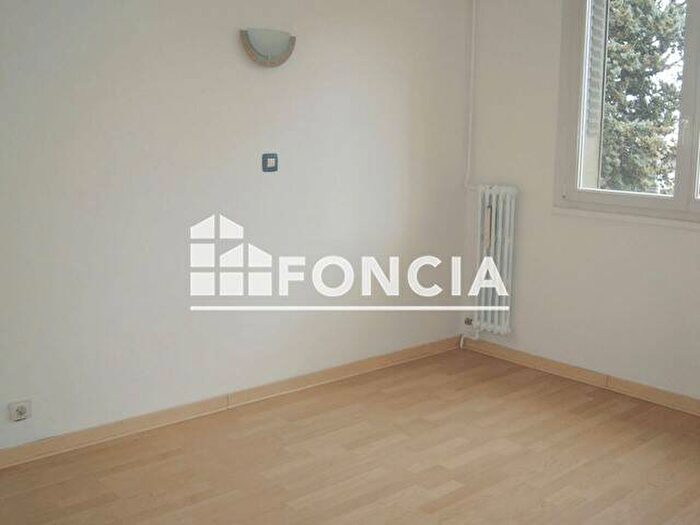 Appartement à louer - Fiancey-Brieux, Saint-Égrève - 3 pièces - 2 chambres