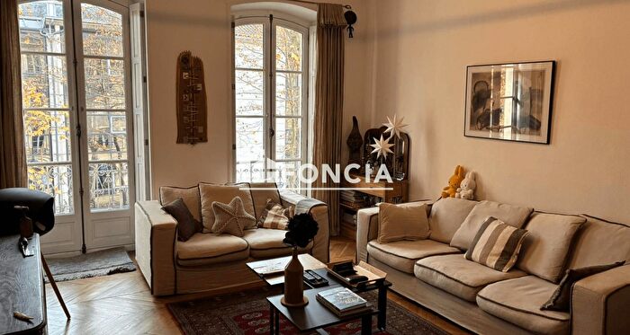 Appartement à vendre - Cahors, Centre-ville - 4 pièces - 1 chambre