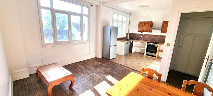 Appartement à vendre - Nanterre, Chemin de lîle - 3 pièces - 2 chambres