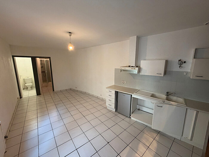 Appartement 2 pièces à vendre - Bourges, Centre-ville, Charlet, Lahitolle, Pignoux, Sembat