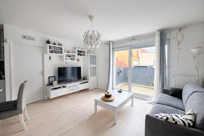 Appartement à vendre - Chennevières-sur-Marne, Marne, Coteau Nord - 2 pièces - 1 chambre