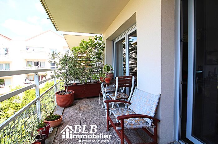 Trappes, Centre-ville, Jaurès, Gare : Appartement 3 pièces à vendre