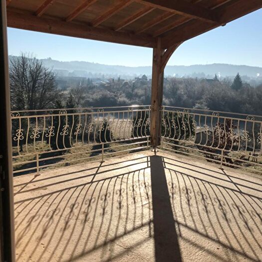 Appartement 4 pièces à Villefranche-de-Rouergue, Raix, Aumières, Farrou, à louer