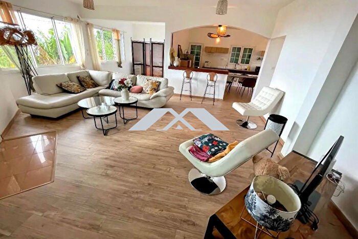 Maison à vendre - Saint-Paul, Le Guillaume - 6 pièces - 5 chambres