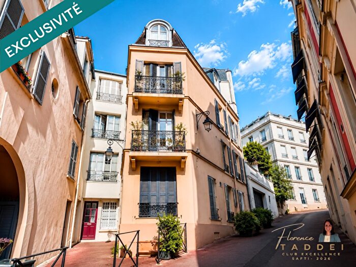 Saint-Cloud, Centre-ville - Appartement 4 pièces à vendre