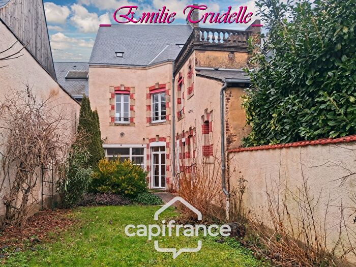 Maison à vendre - Saint-Calais - 5 pièces - 3 chambres