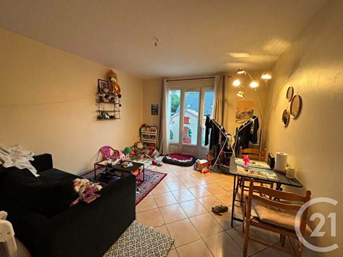 Appartement à louer - Penchard - 2 pièces - 1 chambre