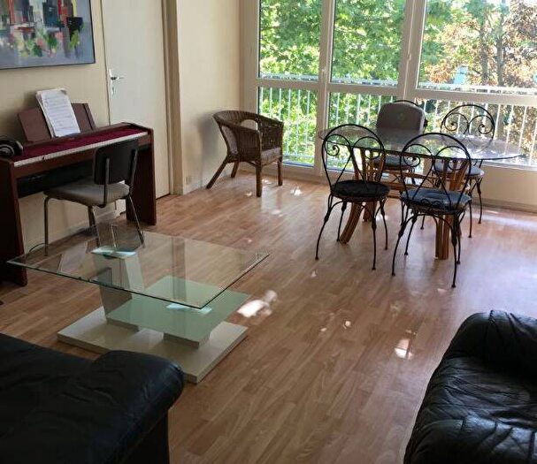 Appartement à louer - Port Ham-Village, Cergy - 4 pièces - 3 chambres