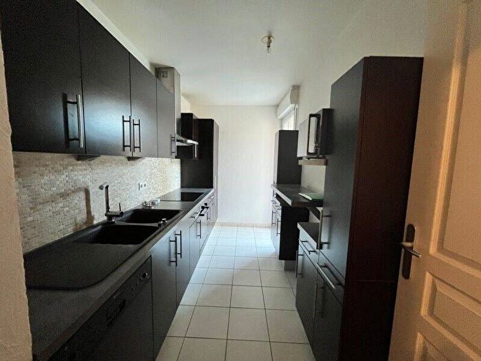 Appartement à louer - Sainte Radegonde, Tours - 3 pièces - 2 chambres