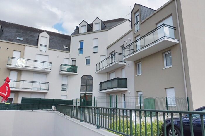 Appartement à louer - Fleury-les-Aubrais, Lignerolles, Jabotte, Hartière, Bicharderies, Herveline - 3 pièces - 2 chambres
