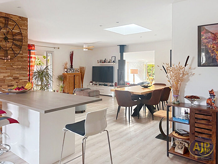 Maison 5 pièces à Pessac, Magonty, à vendre