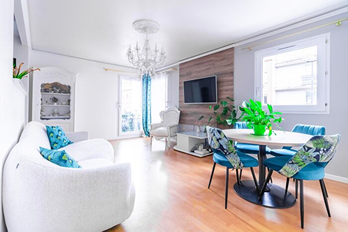 Appartement à vendre - Élancourt, Clé Saint-Pierre, Pissaloup, La Revanche - 3 pièces - 2 chambres