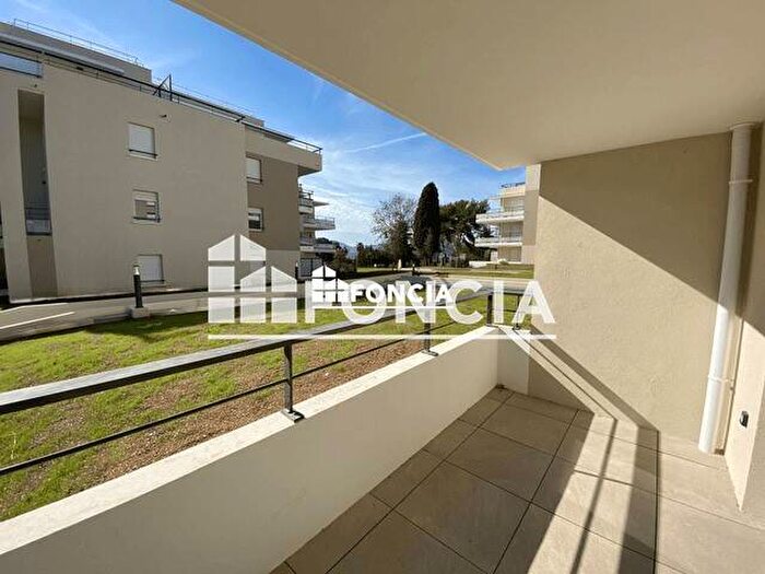 Appartement à louer - La Bocca Nord, Cannes - 3 pièces - 2 chambres