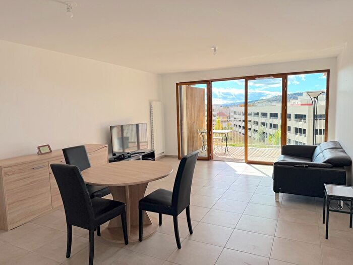 Appartement à vendre - Villefranche-sur-Saône, Nord Est - 3 pièces - 2 chambres