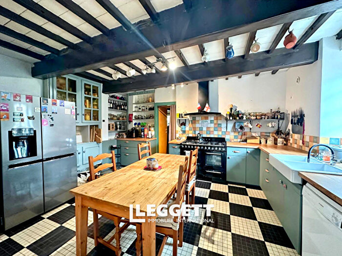 Maison à vendre - Viella - 10 pièces - 5 chambres