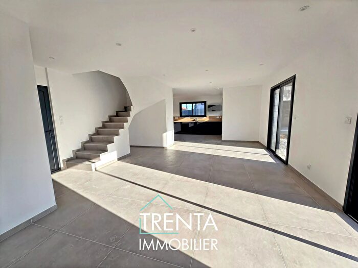 Maison à vendre - Saint-Blaise-du-Buis - 5 pièces - 3 chambres