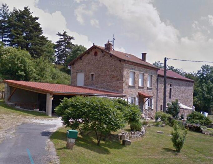 Sainte-Sigolène : Maison 5 pièces à louer