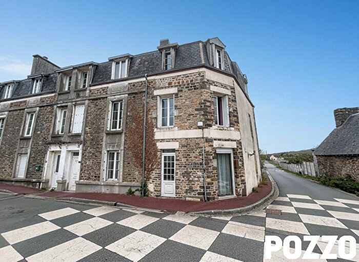 Maison 9 pièces à Campeaux, à vendre