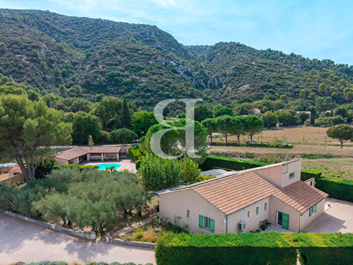Maison 7 pièces à Maubec, à vendre