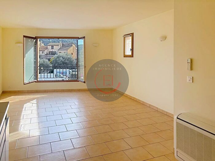 Appartement à louer - Les Adrets-de-lEstérel - 2 pièces - 1 chambre