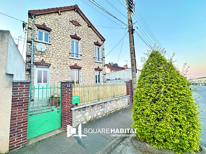 Maison à vendre - Mainvilliers - 5 pièces - 4 chambres