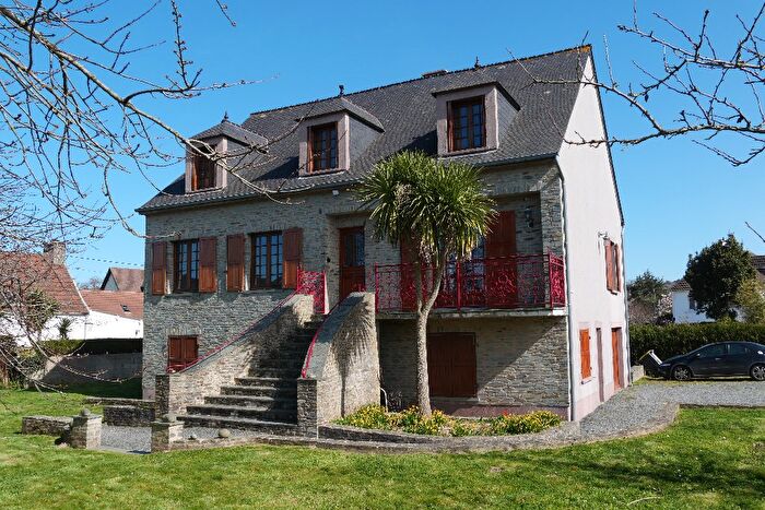 Maison à vendre - Tourlaville - 6 pièces - 5 chambres