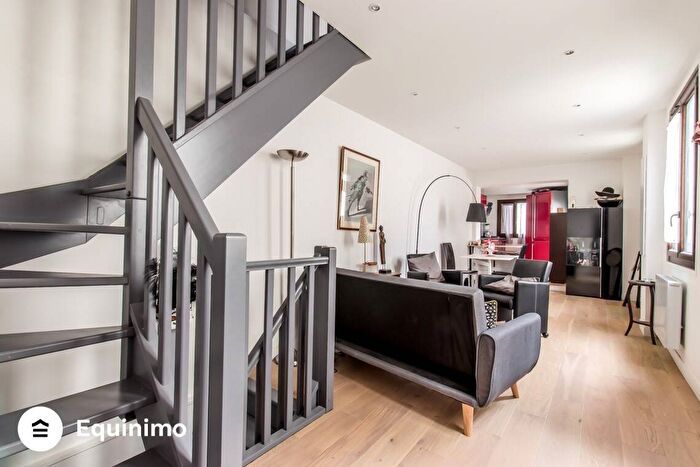 Maison à louer - Mont Valérien, Nanterre - 5 pièces - 3 chambres