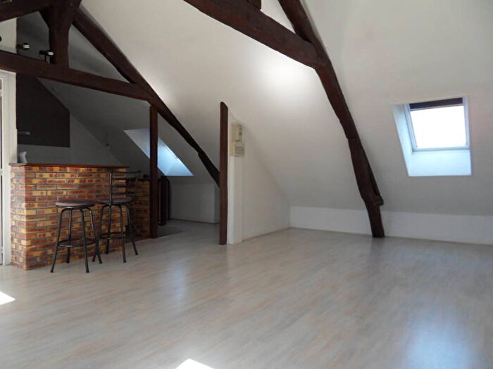 Appartement 1 pièce à Compiègne, Les Capucins, Saint-Germain, à louer