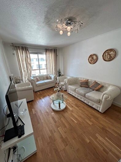 Appartement à louer - Carras, Nice - 3 pièces - 2 chambres