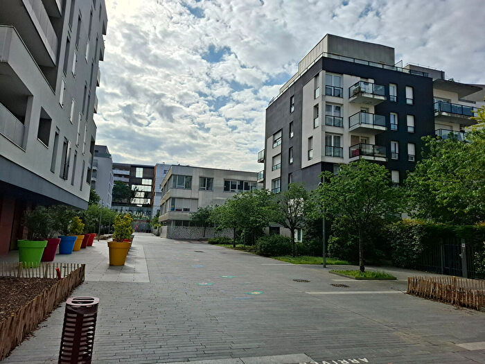 Fresnes, Centre-ville : Appartement 2 pièces à vendre