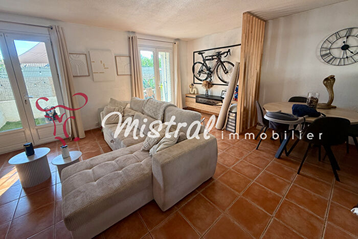 Maison 4 pièces à Aigues-Mortes, à vendre