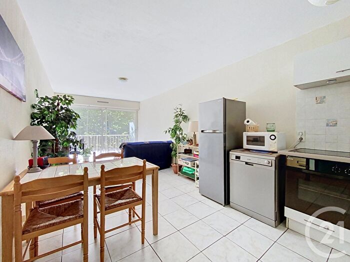 Appartement 2 pièces à Sète, La Gare, à vendre