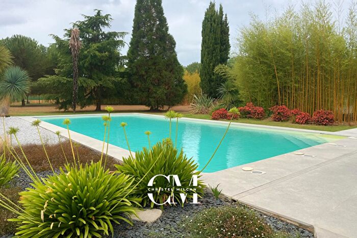 Montpon-Ménestérol : Maison 7 pièces à vendre
