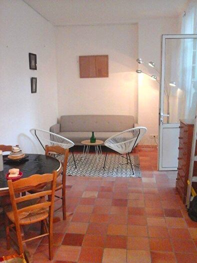 Appartement 1 pièce à louer à Bleuzen, Vanves