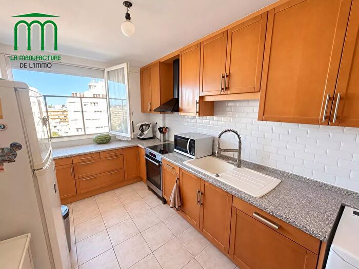 Saint-Étienne, La Métare, Le Portail Rouge, Fauriel, Villeboeuf : Appartement 7 pièces à vendre
