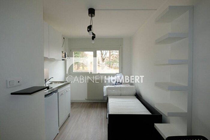 Appartement à louer - Monthieu-Saint François, Saint-Étienne - 1 pièce