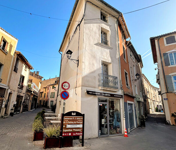 Maison 4 pièces à LIsle-sur-la-Sorgue, Centre-ville, à vendre
