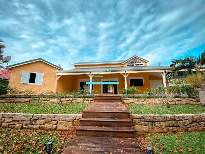 Maison à vendre - Petit-Bourg - 5 pièces - 4 chambres