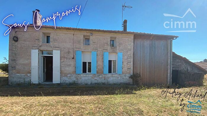 Maison à vendre - Reignac - 4 pièces - 2 chambres