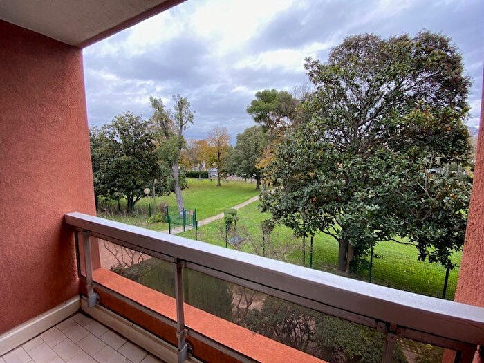 Appartement à louer - Marseille e , Mazargues - 2 pièces - 1 chambre