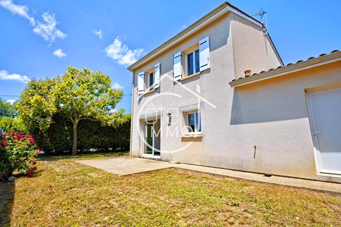 Maison à vendre - Saint-Quentin-de-Baron - 4 pièces - 3 chambres