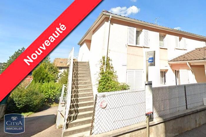 Appartement à vendre - Oyonnax, Centre-ville, Niermes, Geilles, Croix Rousse - 4 pièces - 3 chambres