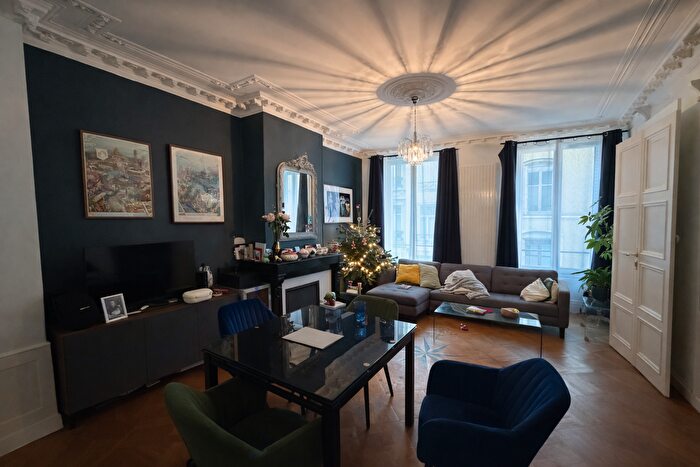 Appartement à louer - Nancy, Centre-ville, Charles III - 3 pièces - 2 chambres