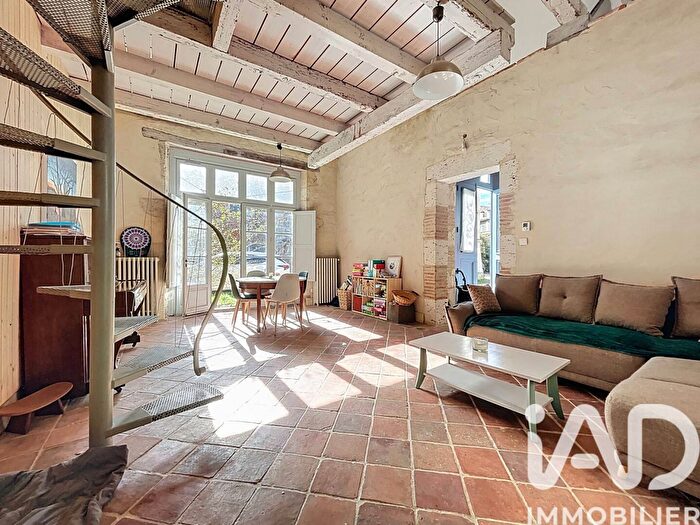 Maison à louer - École primaire Scaliger-École maternelle Scaliger, Agen - 4 pièces - 2 chambres