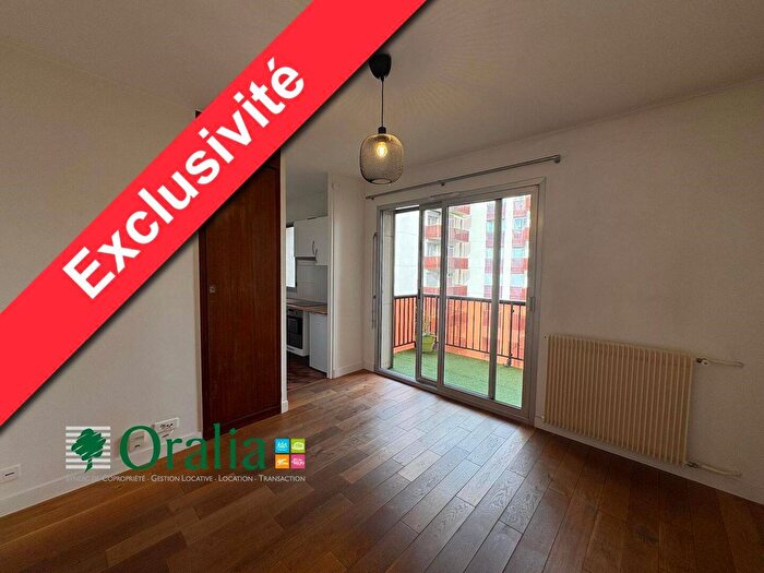 Appartement à louer - Ecole Militaire, Paris ème arrondissement - 1 pièce